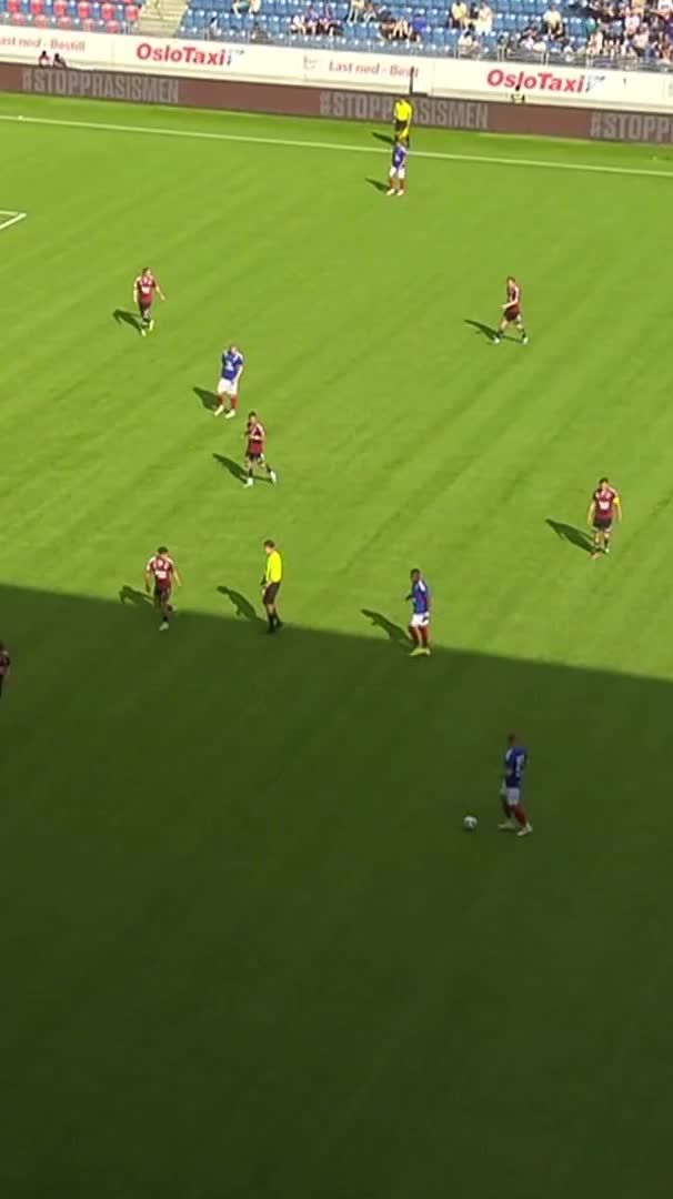 18’ - Mål av Mees Rijks (1-0)