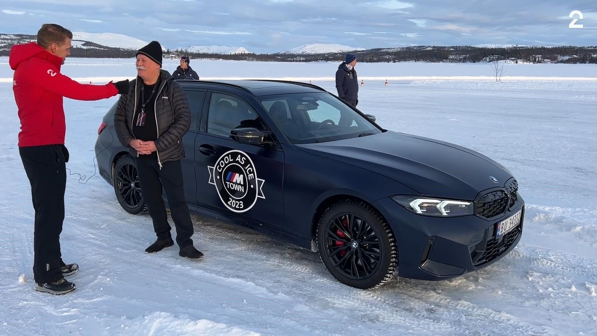 Her gjør Svein (70) comeback på isen – etter 50 år