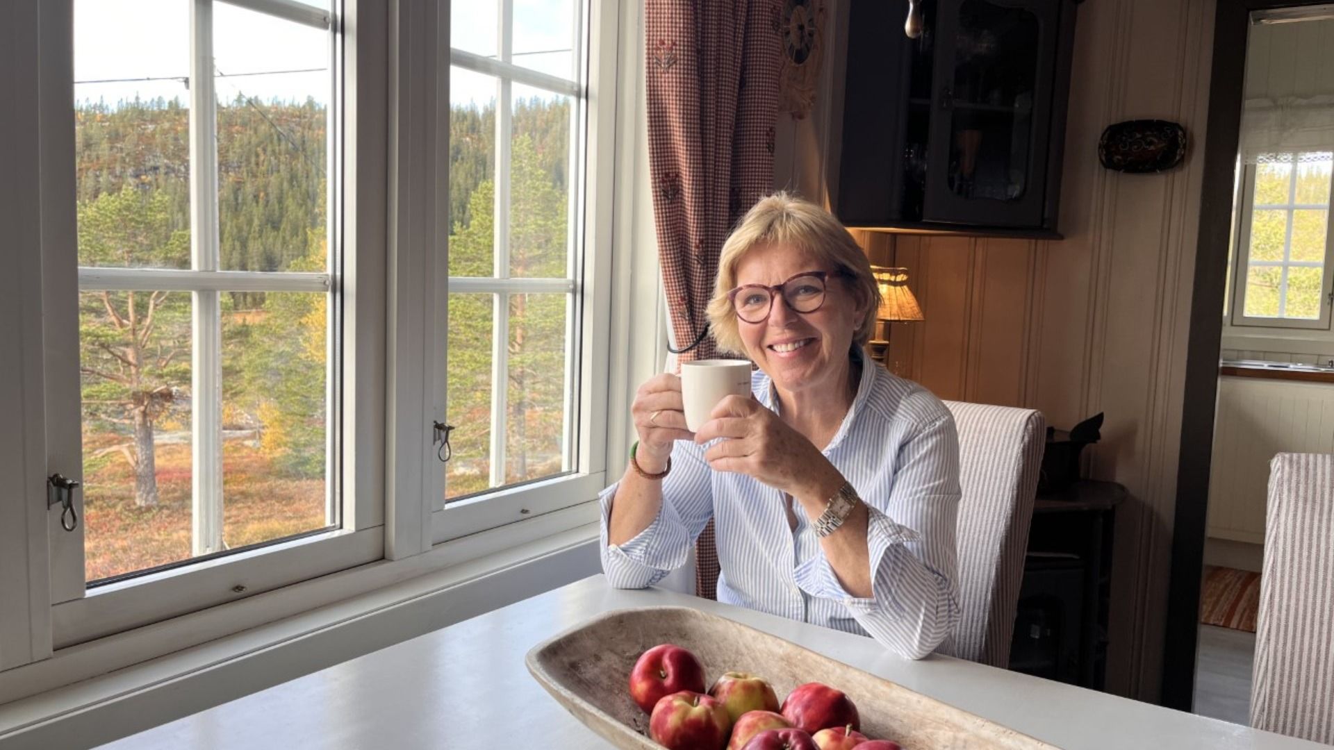 Få en eksklusiv omvisning på hytta til TV 2-Wenche