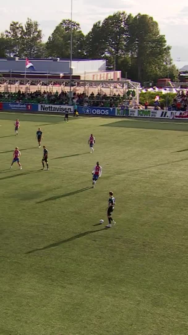 79’ - Mål av Leo Cornic (0-1)