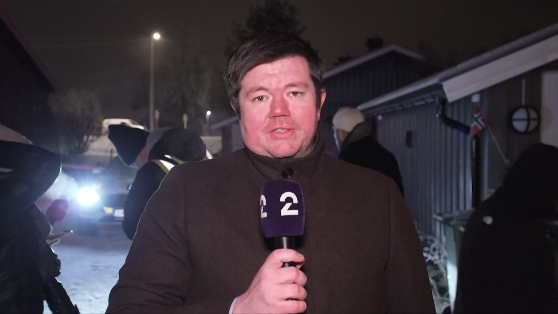 Politibetjent knivstukket – dette vet vi