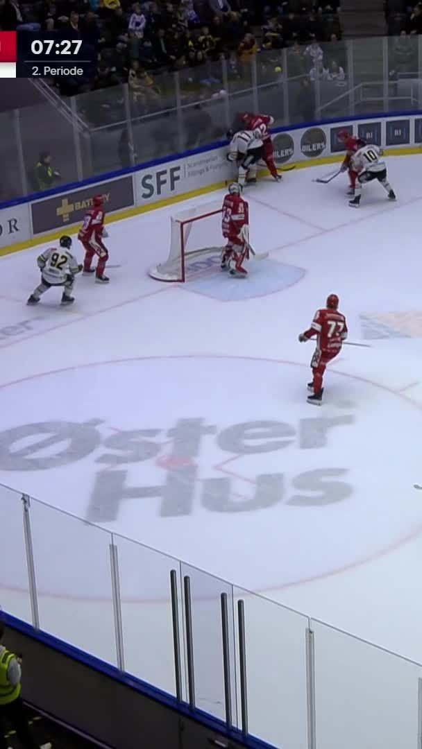32’ - Mål av Nick Dineen (1-0)