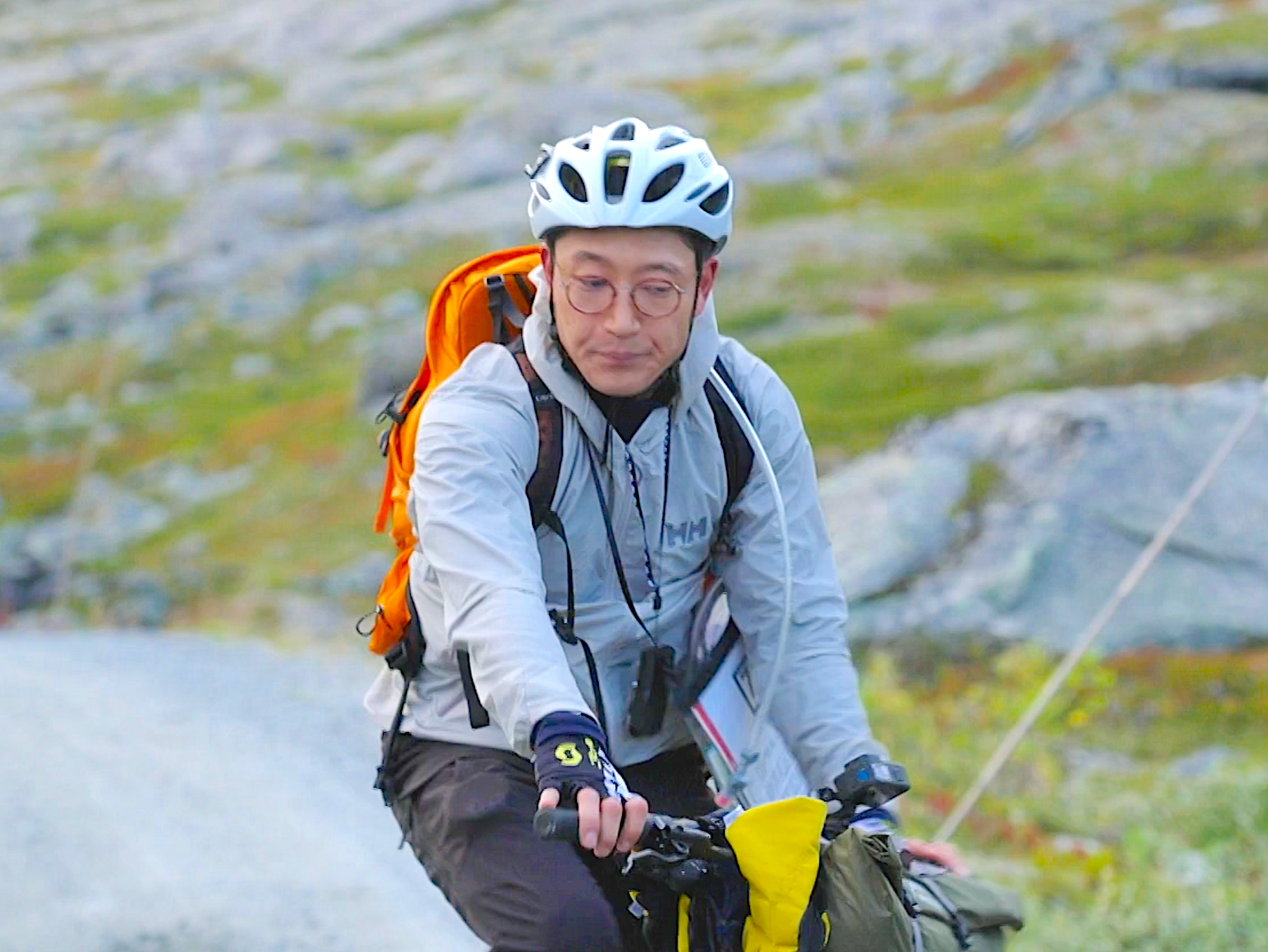 Oppgitt over deltaker: - Syter mye