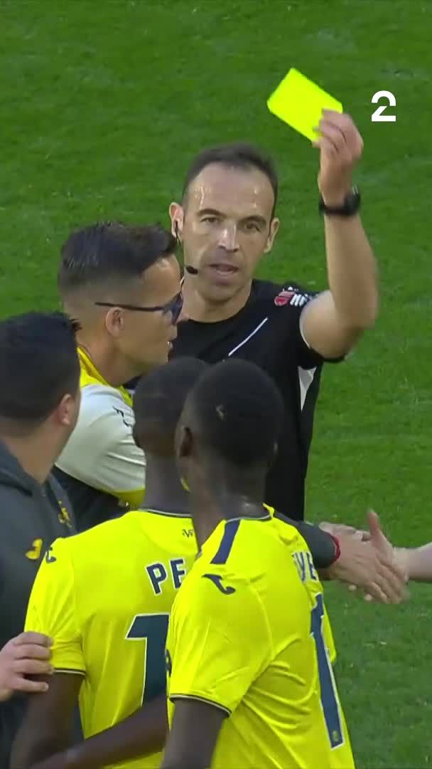 98’ - Gult kort til Nicolas Pépé