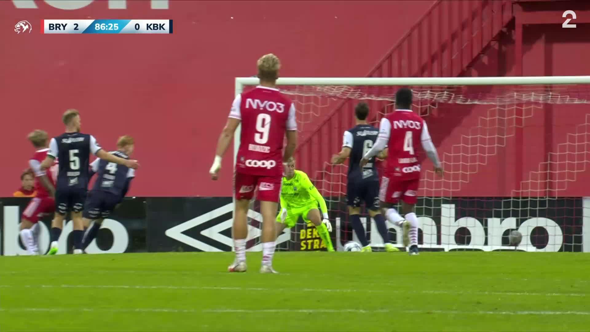 86’ - Hendelse av Alfred Scriven