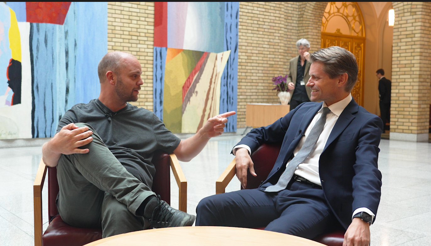 - Store ører, liten kuk