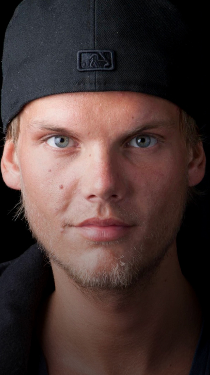 Aviciis manager saksøker familien hans