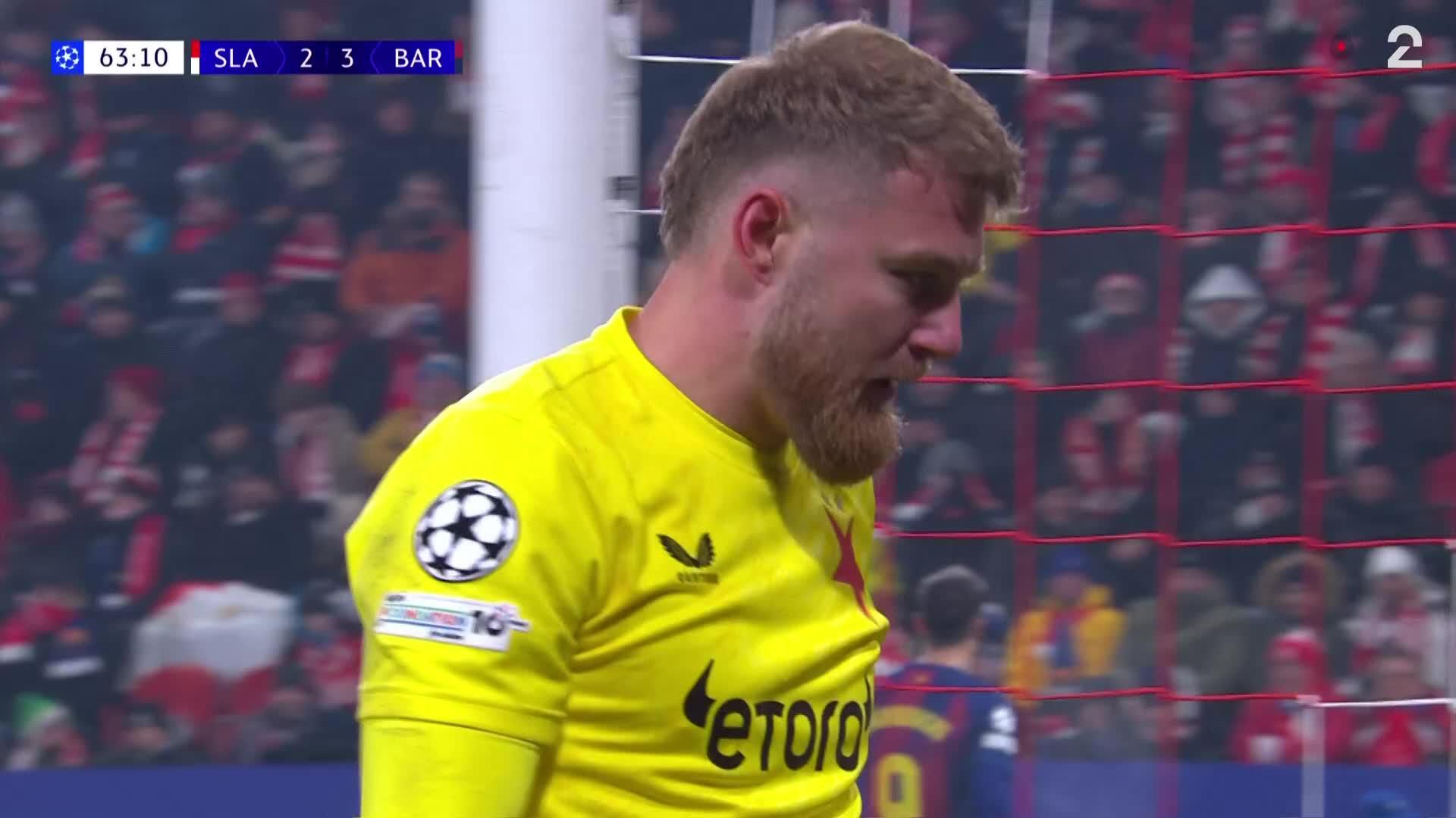 64’ - Mål av Dani Olmo (2-3)