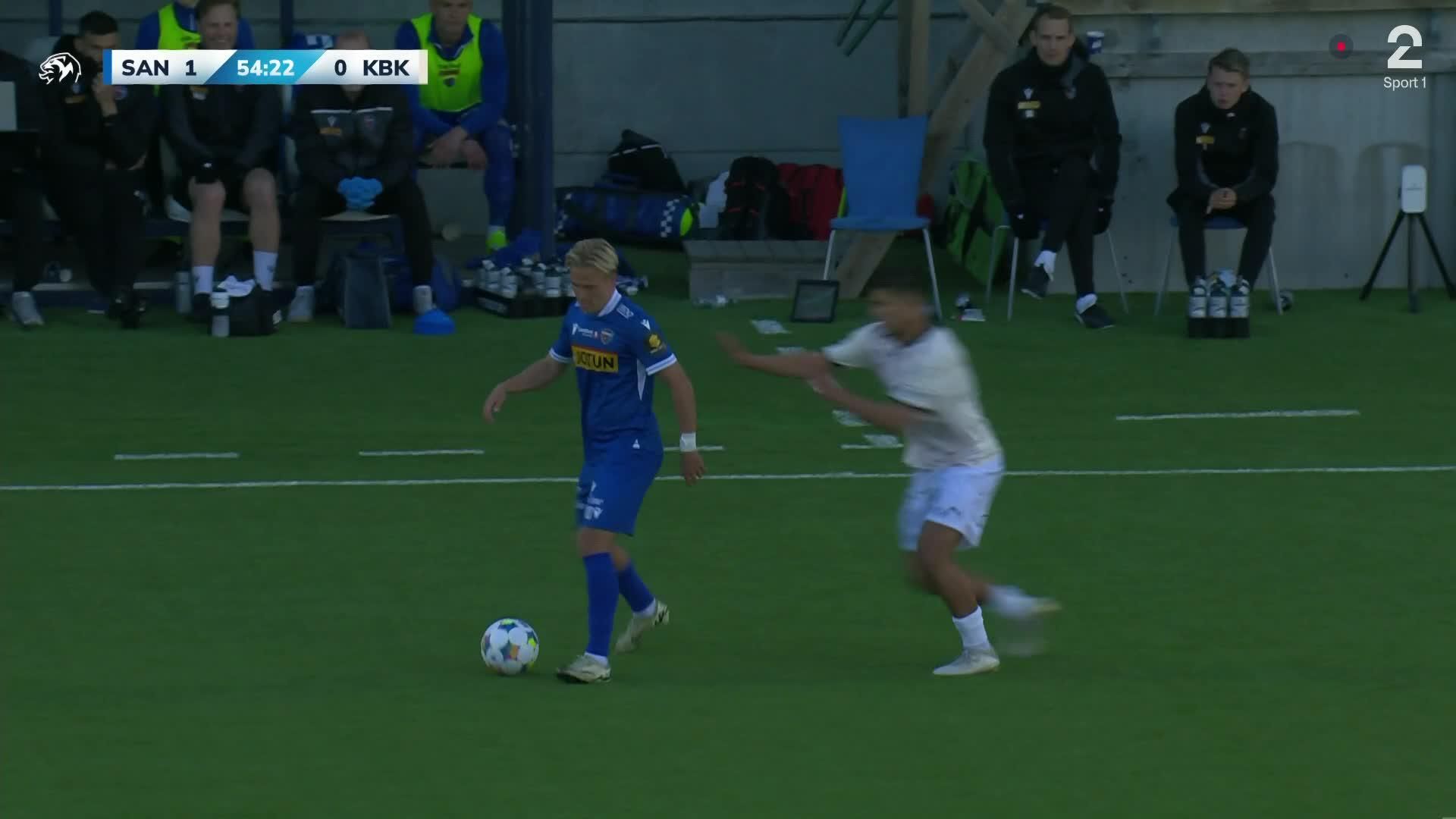 55’ - Gult kort til Adrian Kurd Rønning